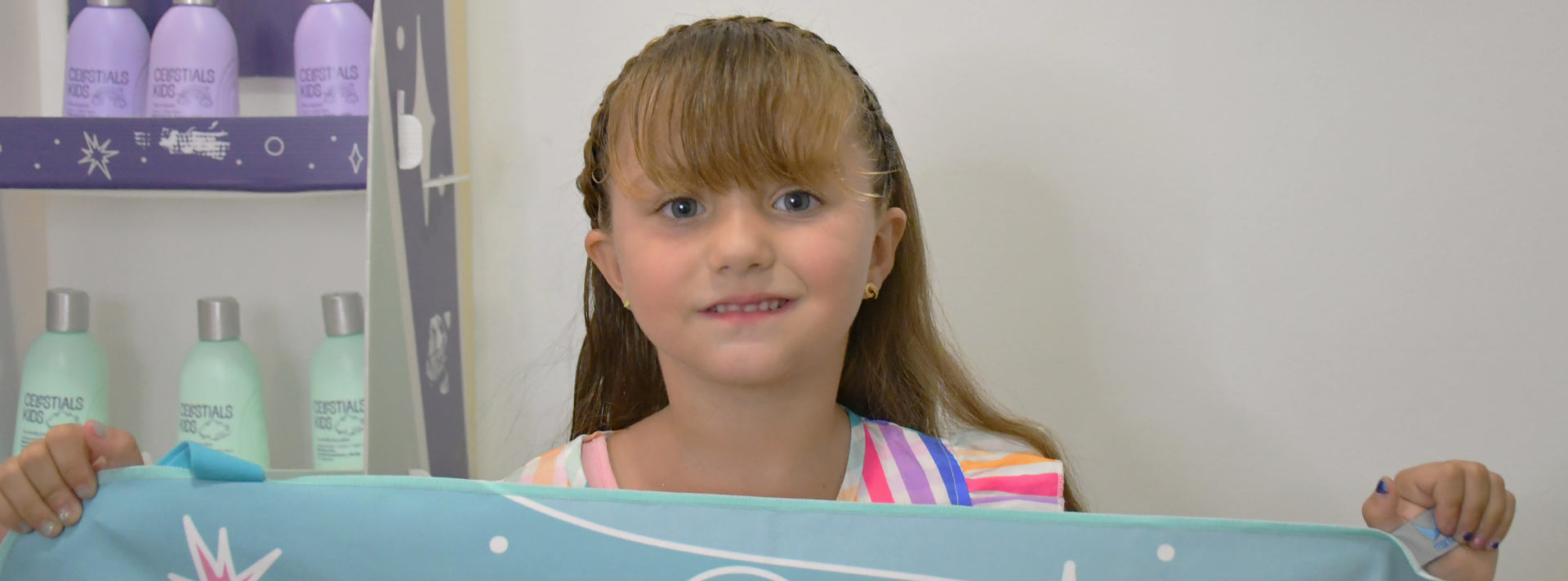 Hermoso peinado con capul – Celestial Kids